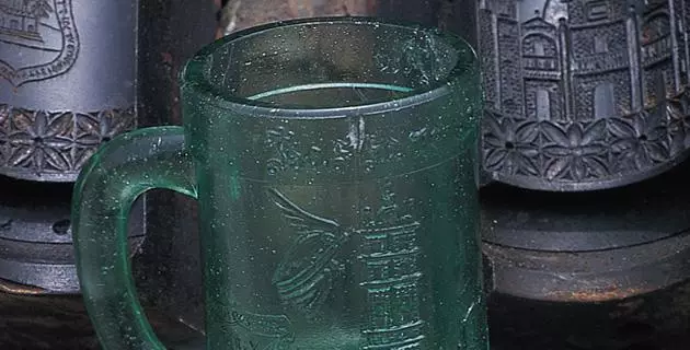 Die geperste glas weer op jou vingerpunte fifu