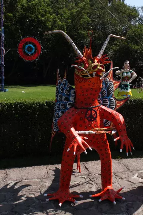 Genießen Sie den Karneval der Traditionen des Dolores Olmedo Museums 27930_2