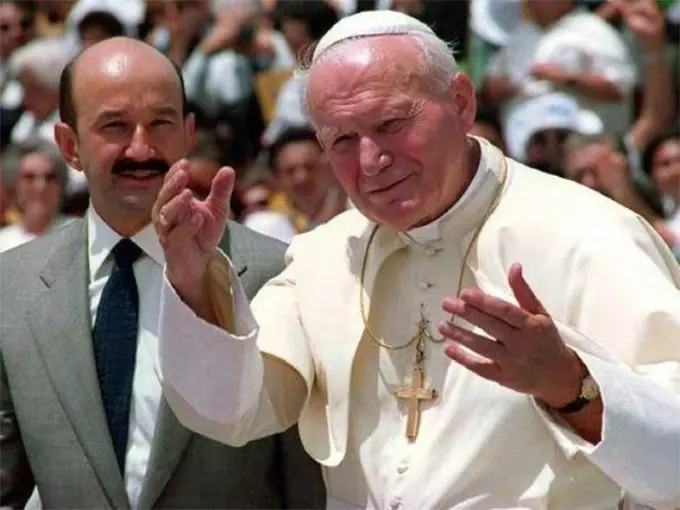 Ketelo ea John Paul II Mexico 28267_3