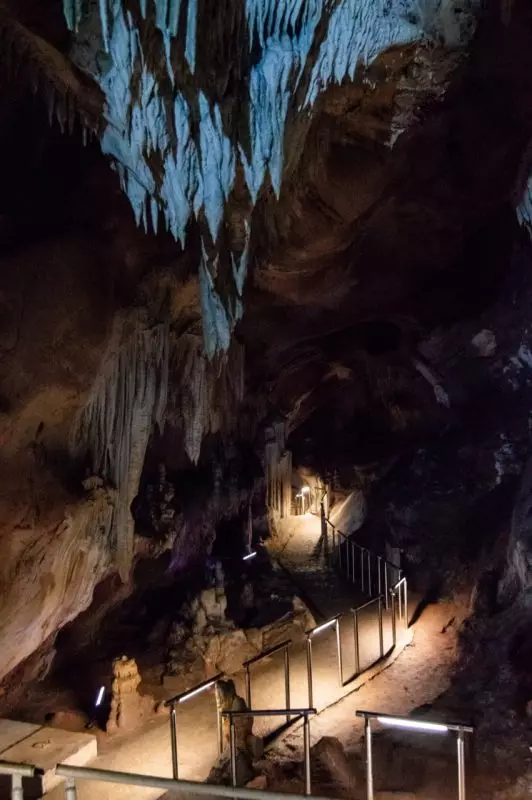 Grotten tichtby CDMX: La Estrella