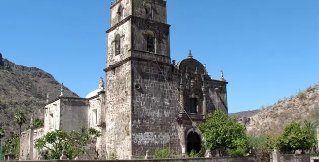 Misiona a San Francisco Javier (Baja California Sur) fifu