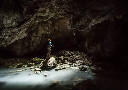 Air terjun sulfur yang tidak sebenar di Tapijulapa 32853_2