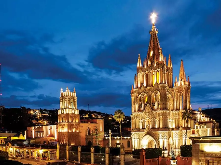 San Miguel de Allende: Carla Fernandez á Mercedes-Benz tískuvikunni í Mexíkó 33727_4