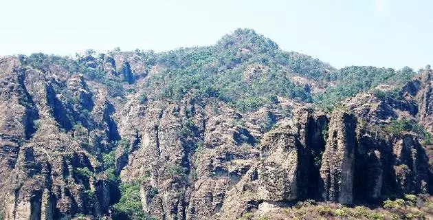 Tepoztlan. Mendilerro dotorearen magalean (Morelos) fifu