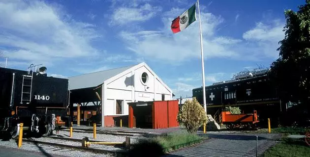 Old_railway_station_saltillo