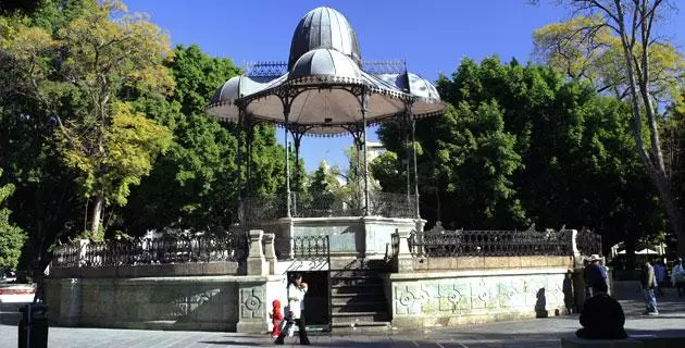 kiosk_city_oaxaca