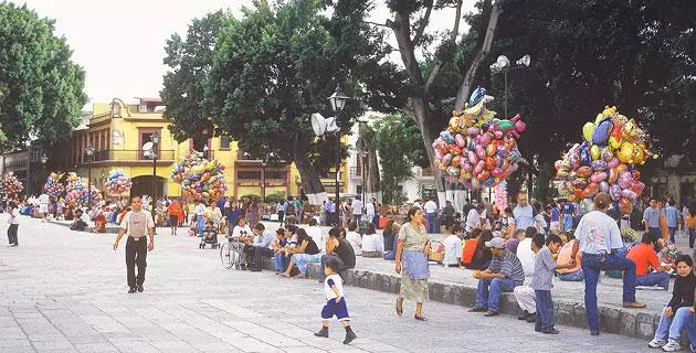 plaza_alameda_de_leon_oaxaca