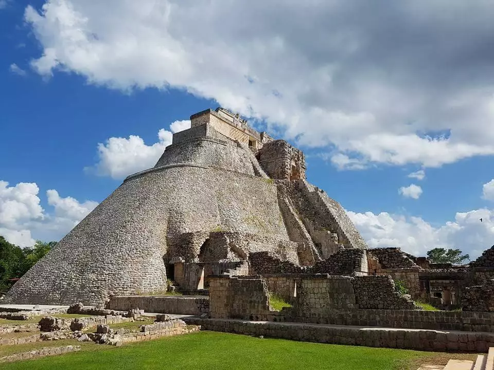 Uxmal arxeoloji zonası, Yucatan