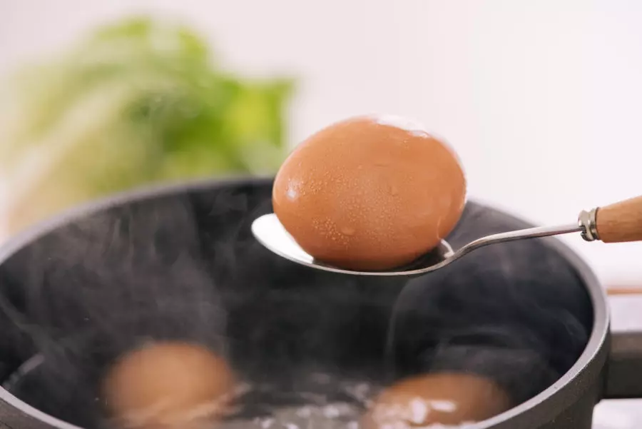 How to make a perfect and delicious hard boiled egg? 39573_3