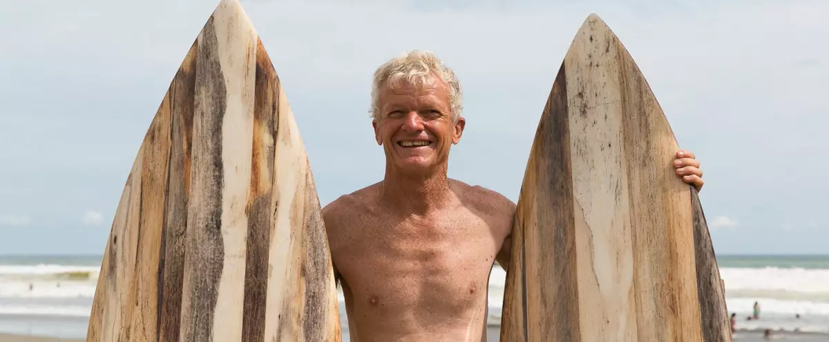 Gary Linden, en legende som lager agave surfebrett