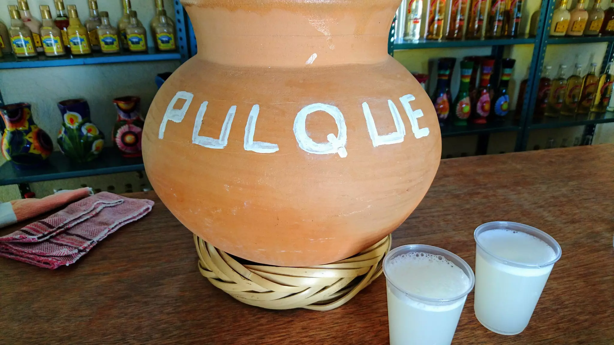 National Pulque နေ့၊ နတ်ဘုရားများ၏အရက်ကို ဂုဏ်ပြုကြပါစို့။