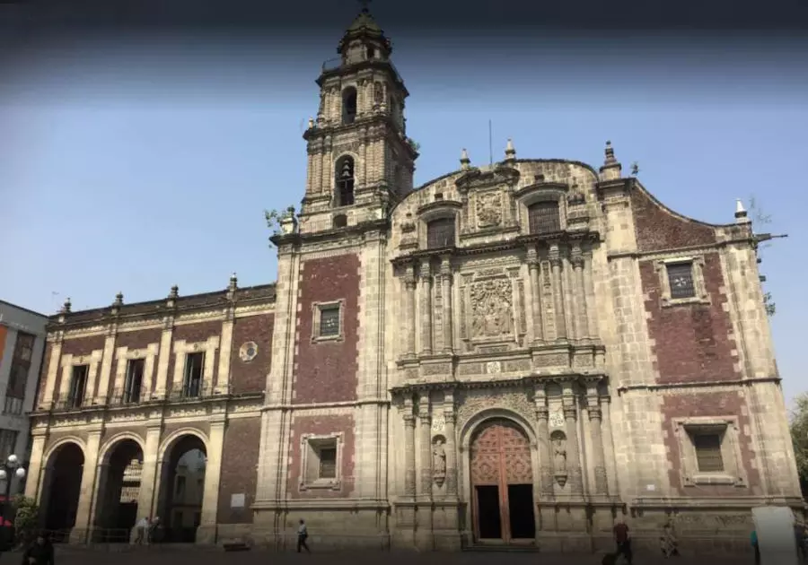 سانتو دومینگو: اسرار یکی از زیباترین میدان های مکزیکو سیتی را بدانید 41031_3