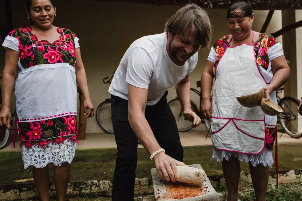 Eyi ni bi Hokol Vuh ṣe gbe, irin-ajo ounjẹ ounjẹ ni Yucatan