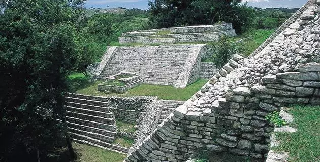 Zona arkeologi Tenam Puente, ing Chiapas fifu
