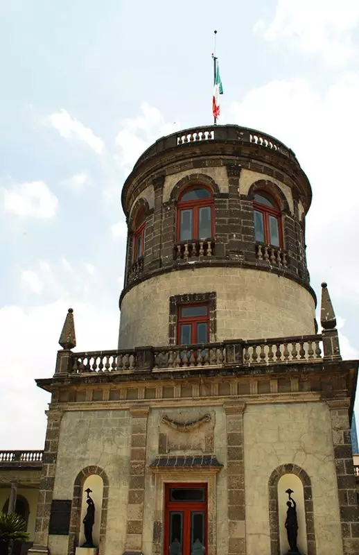 برج قلعة تشابولتيبيك