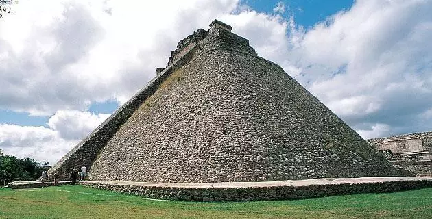 Yucatan, Mehhiko fifu arheoloogiline mälu