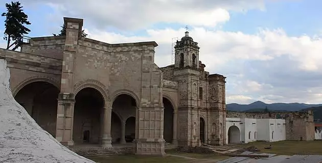 Oaxaca ndi mapangidwe ake olemera a fifu