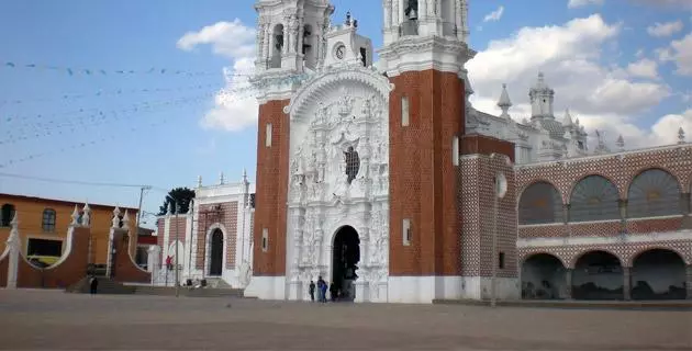 Awọn aririn ajo awọn italolobo Basilica of Ocotlán (Tlaxcala) fifu