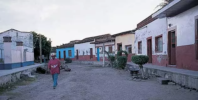Mexcaltitán, સમયની મધ્યમાં આવેલો ટાપુ (Nayarit)