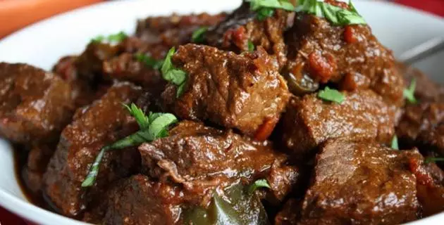 Fifu stewed ስጋ አዘገጃጀት