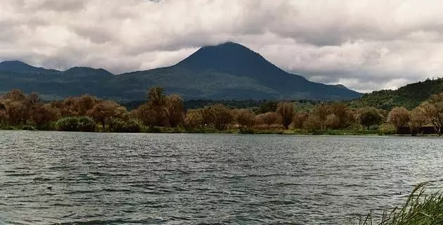 Zacapu, nelayan ing laguna (Michoacán) fifu