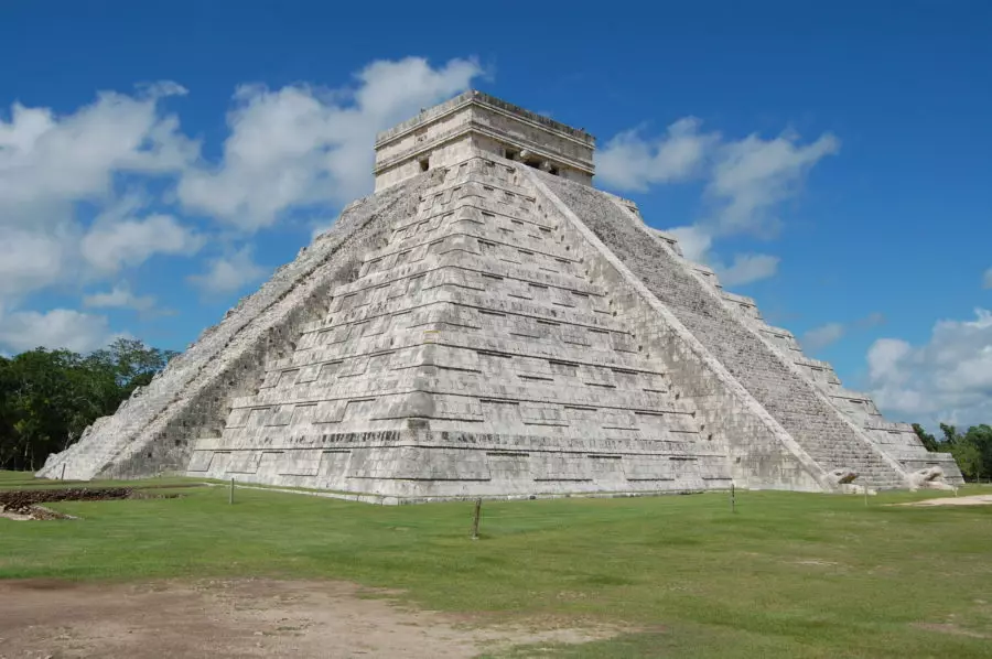 Architettura e feste di Chichen Itza