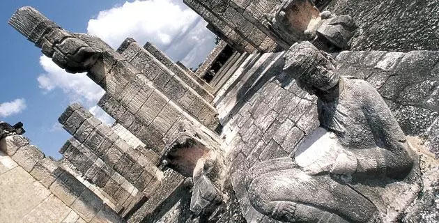 temple_warriors_chichen_itza