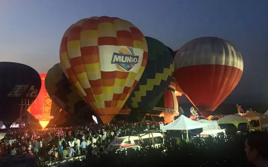 Musique et couleur à travers le ciel de Teques 6928_2