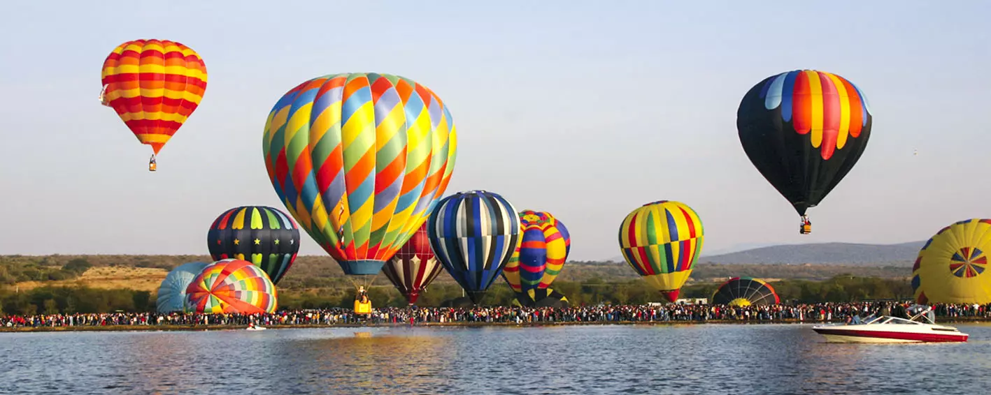 Bi vî rengî em Festîvala Balonê ya Navneteweyî li León fifu dijîn