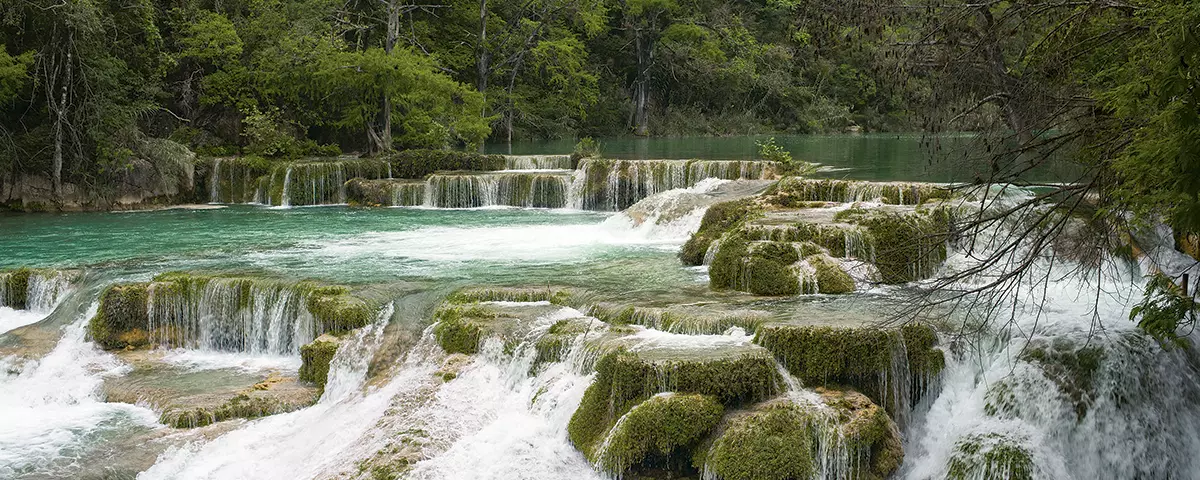 Atgriešanās paradīzē, 4 dienas Huasteca fifu