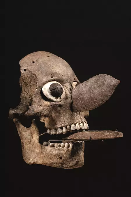 Predmet izložbe Asteka u Nacionalnom muzeju Koreje
