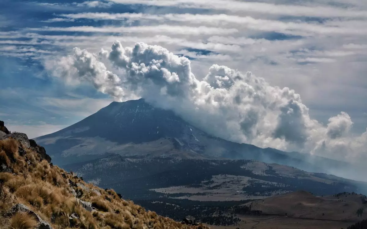 Pogled na Popocatepetl