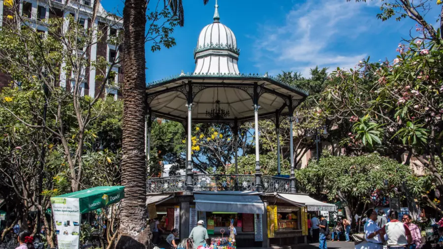 Der Schöpfer des Eiffelturms hat in Cuernavaca einen Kiosk gebaut 8302_2