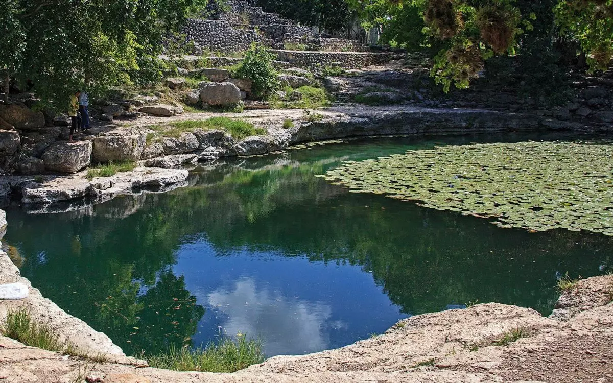 5 cenote rituali Maya da scoprire 8864_3