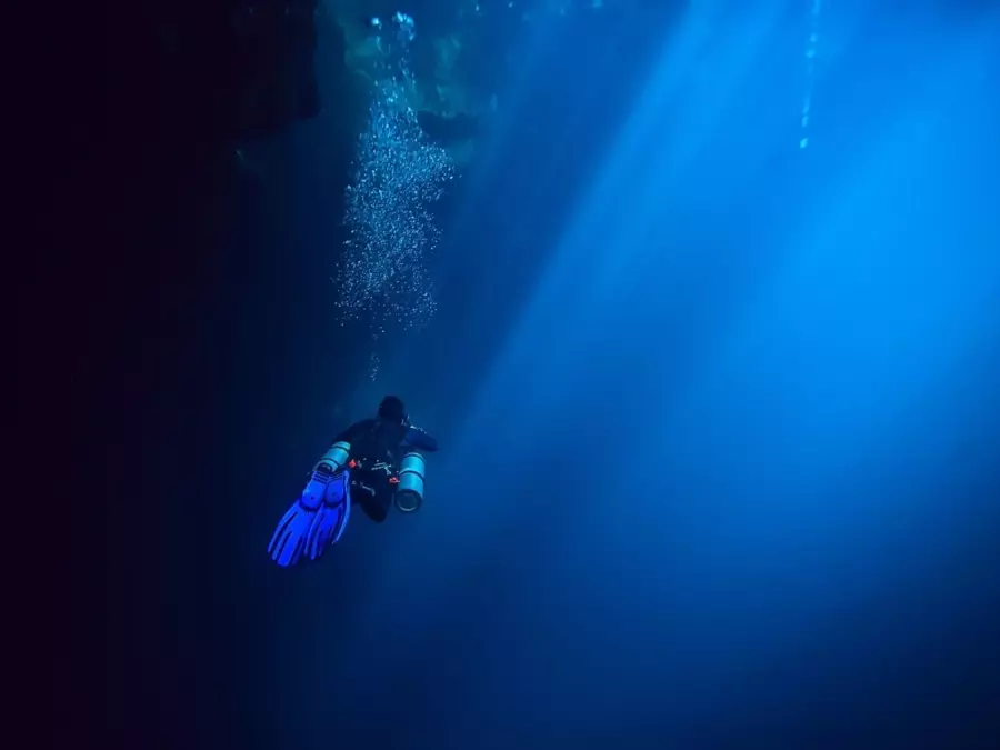 Cenote Angelita: An fhoraois faoi uisce idir 2 abhainn 8929_6